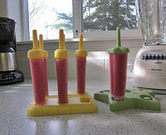 How to Make Your Own Popsicles